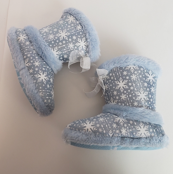 Disney | Shoes | Disney Frozen Boot Slipper | Poshmark